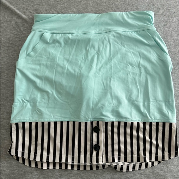 Belyn Key | Skirts | Belyn Key Golf Skort Size Xs Mint Green With Black ...